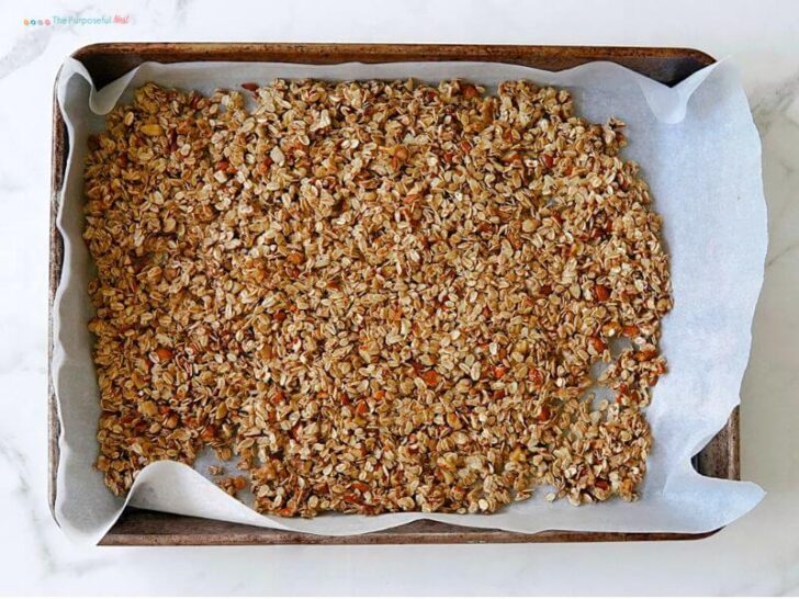 How to Make Homemade Granola (Easy) - The Purposeful Nest